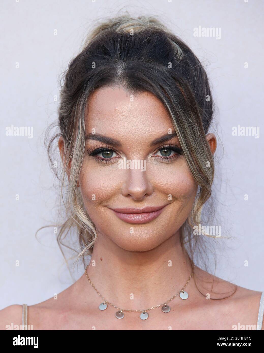 WESTWOOD, LOS ANGELES, CALIFORNIA, USA - AUGUST 20: Model Emily Sears ...