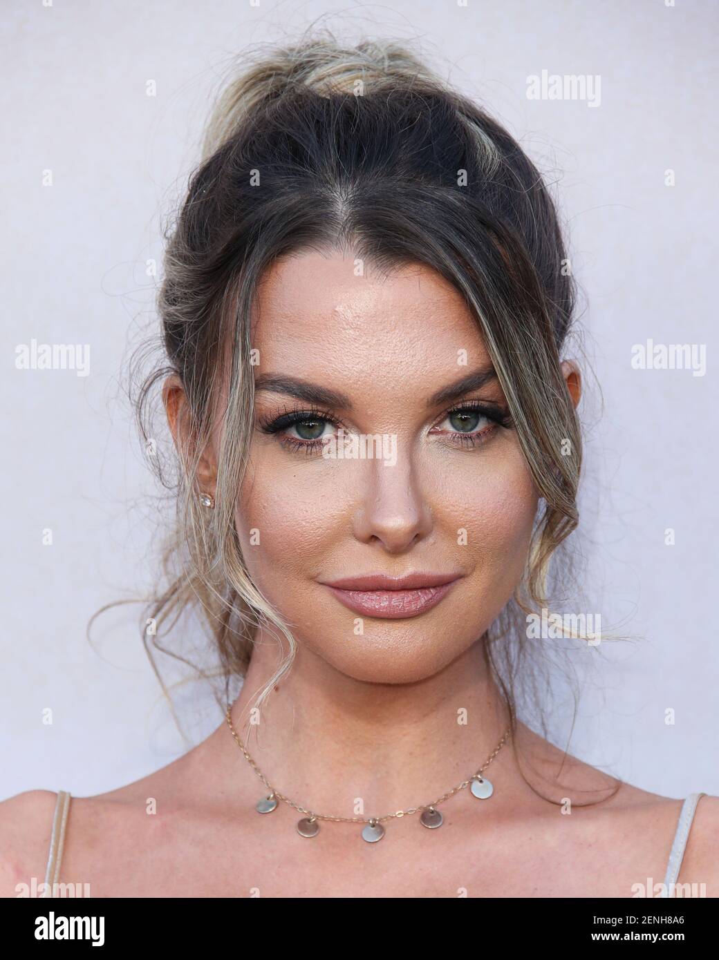 WESTWOOD, LOS ANGELES, CALIFORNIA, USA - AUGUST 20: Model Emily Sears ...