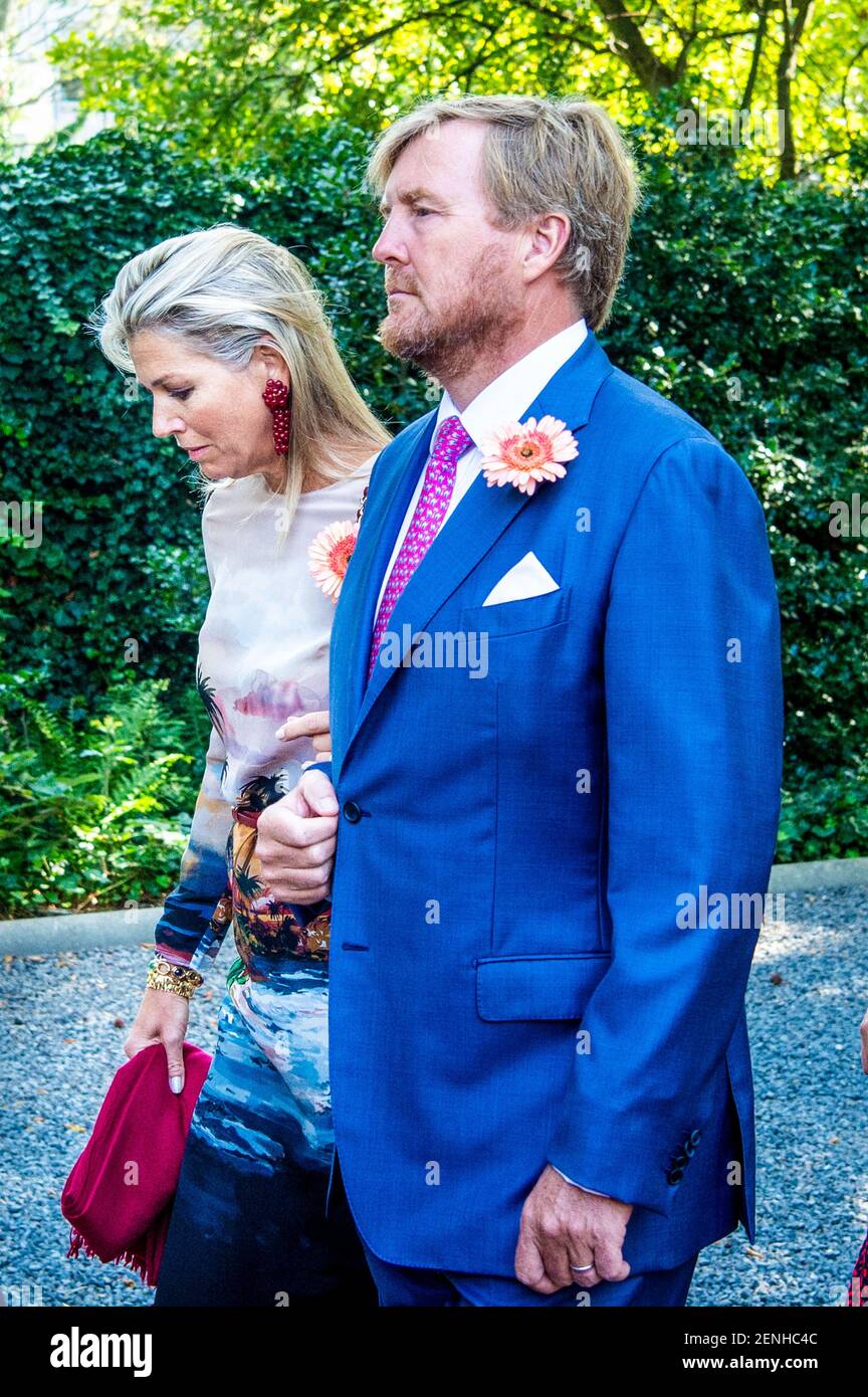 King Willem-Alexander and Queen Maxima during the funeral procession from the Dome of Fagel to ...