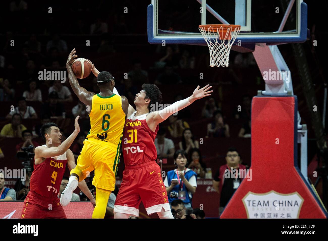 Wang Zhelin, Chinese basketball player who plays for the Fujian ...