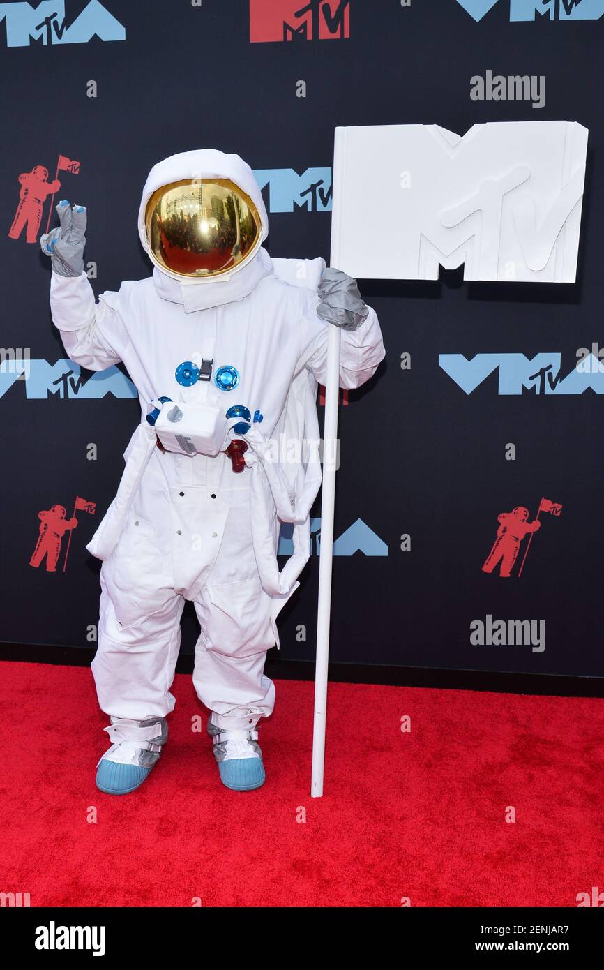 Mtv Moon Man