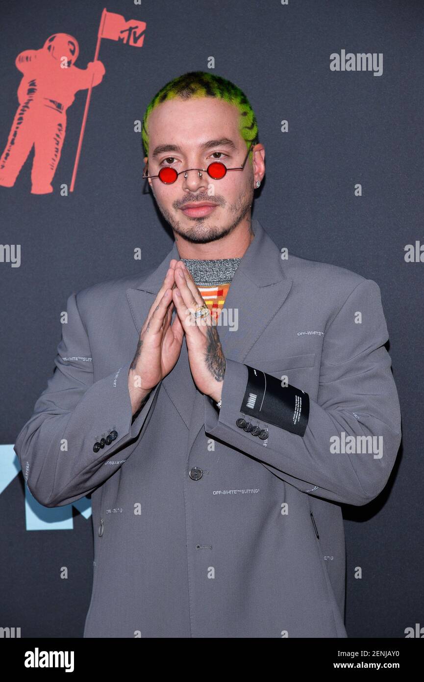 J Balvin, J. Balvin arriving on the red carpet at the 2019 MTV Video ...