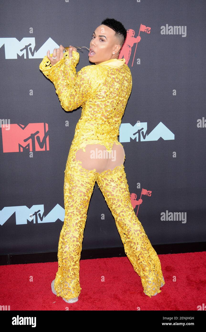 Bobby Lytes attends the 2019 MTV Video Music Video Awards held at the ...