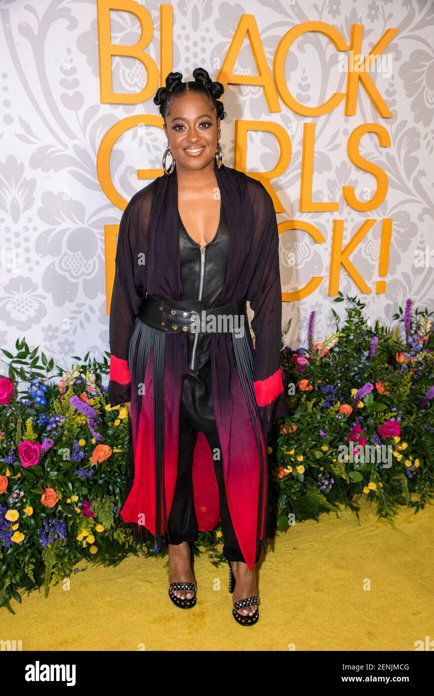 Rapper Rapsody on the Gold Carpet for BET Black Girls Rock, NJPAC ...