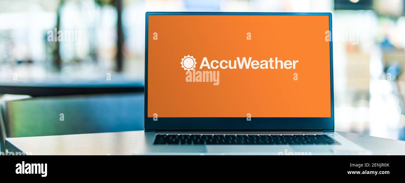 Accuweather weather forecasting hi-res stock photography and images - Alamy