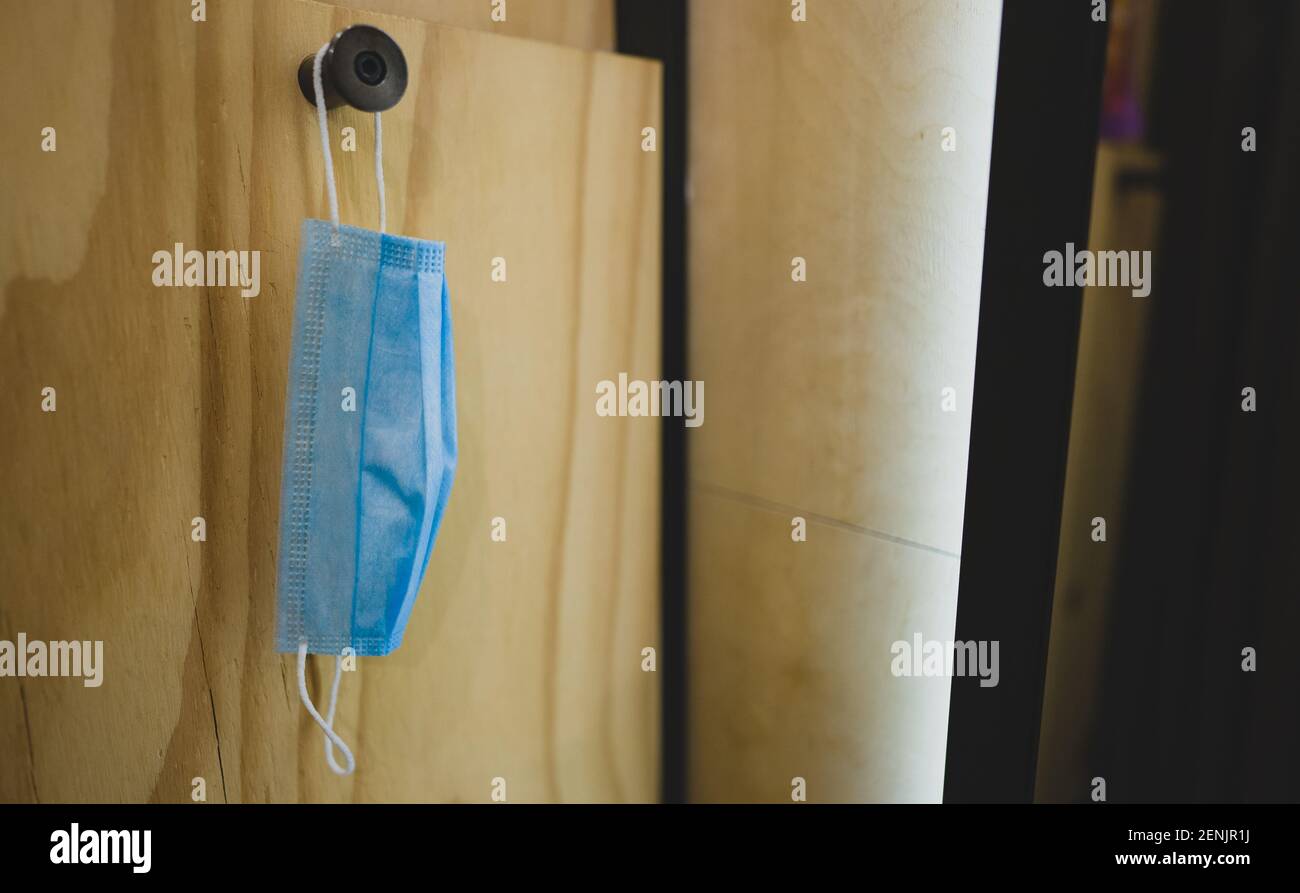 Store changing room hi-res stock photography and images - Alamy