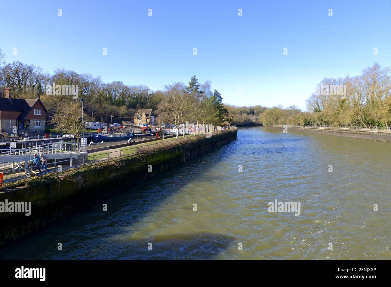 Maidstone, Kent, UK. River Medway at Allington Lock Stock Photo - Alamy