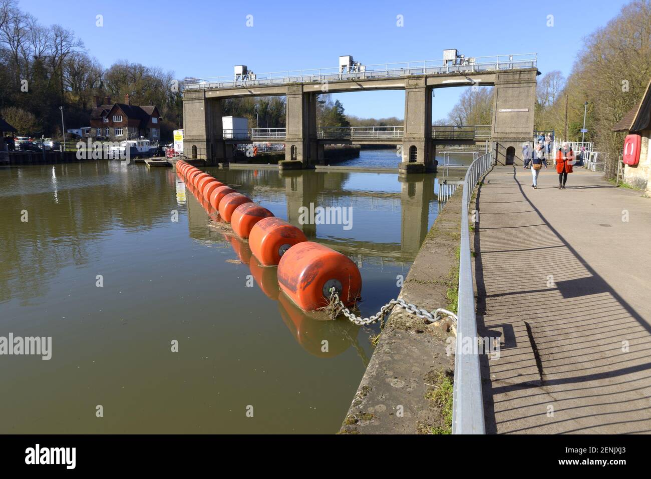 Allington lock hi-res stock photography and images - Alamy