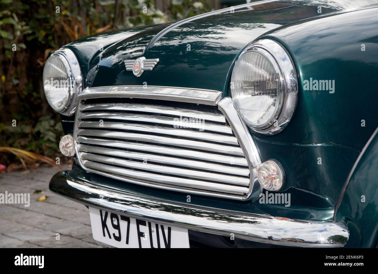 Classic british racing green mini hi-res stock photography and images ...