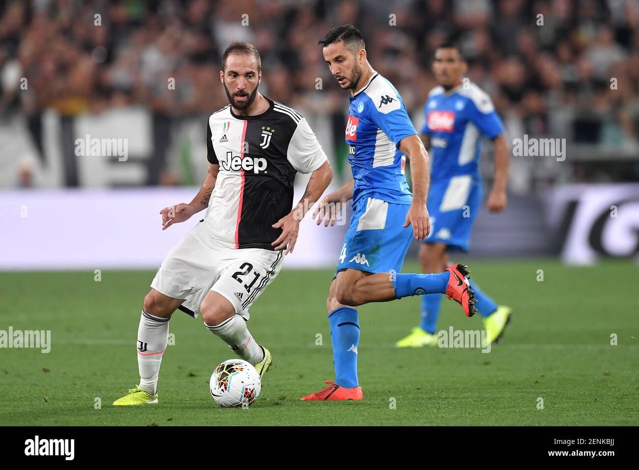 Gonzalo Higuain of Juventus , Konstantinos Manolas of SSC Napoli Torino ...