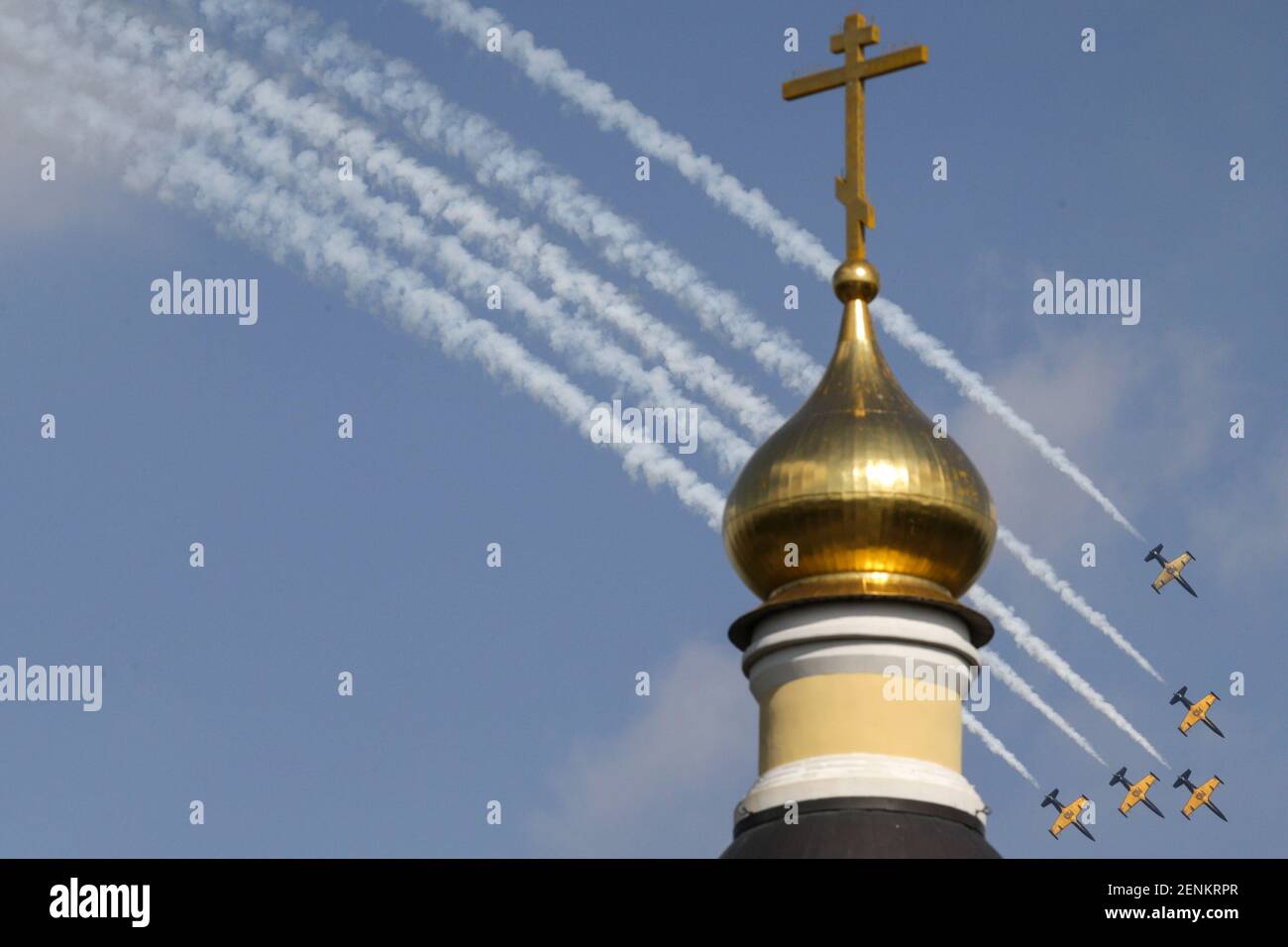 Five L-39 jets of the "Rus" aerobatic team perform its flight display ...