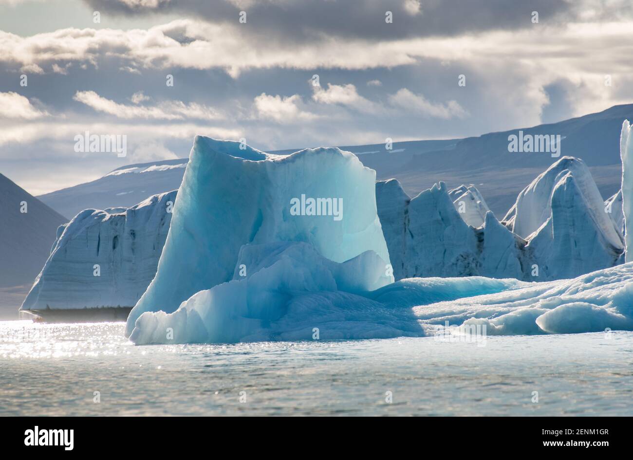 Davis strait canada hi-res stock photography and images - Alamy