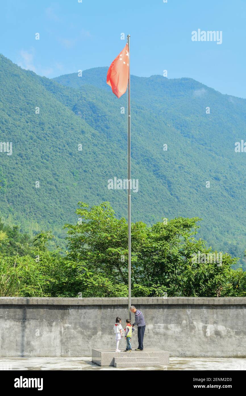 A mini school which only has two students opens in Youyang,Chongqing ...