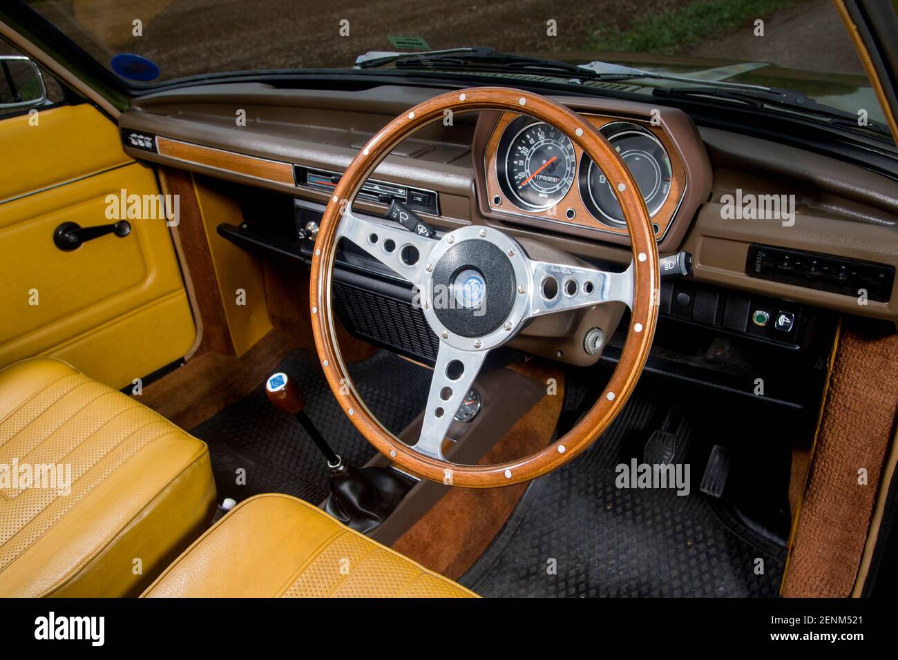Allegro convertible hi-res stock photography and images - Alamy