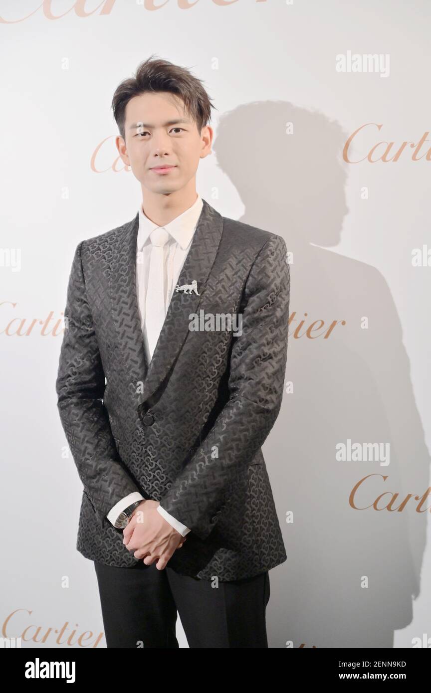 Shanghai,CHINA-Chinese actor Li Xian looks handsome in a black dress at ...