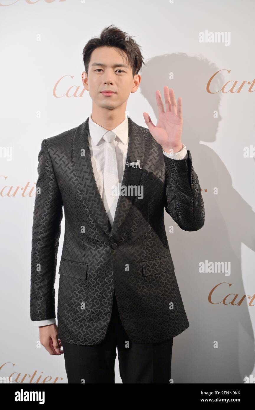 Shanghai,CHINA-Chinese actor Li Xian looks handsome in a black dress at ...