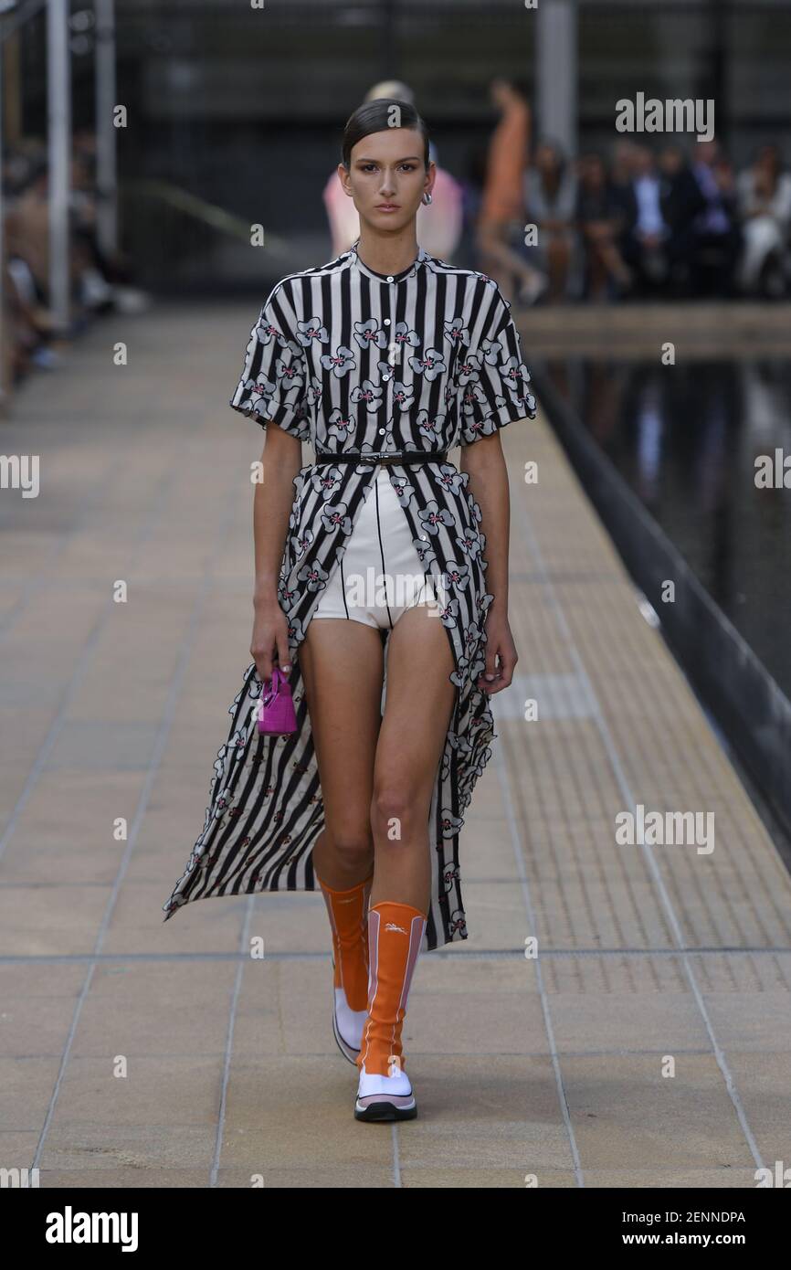 Model Chai Maximus walking on the runway during the Longchamp Fashion ...