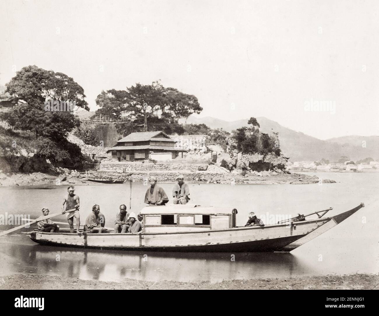 Vintage 19th century photograph: Ferry Boat, Japan, Felix Beato stduio ...
