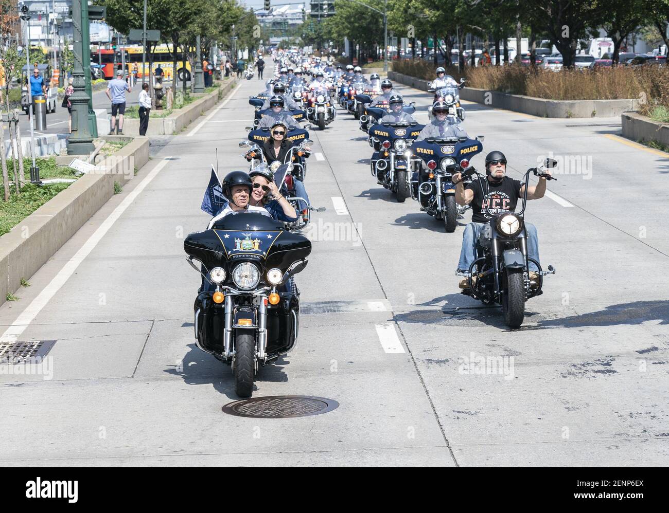 Governor Andrew Cuomo joined more than 700 motorcycle riders to ...