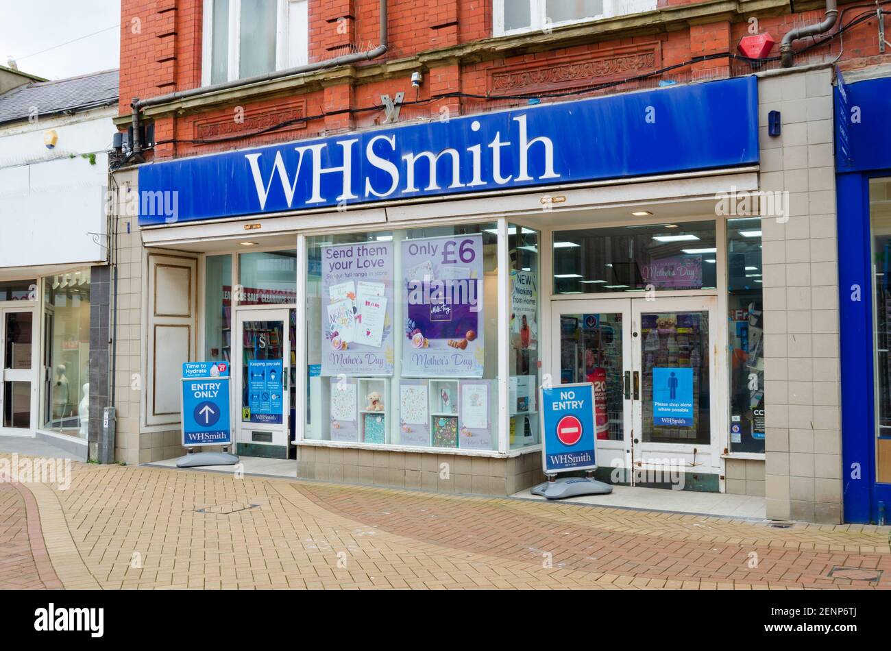Branch wh smith hi-res stock photography and images - Alamy