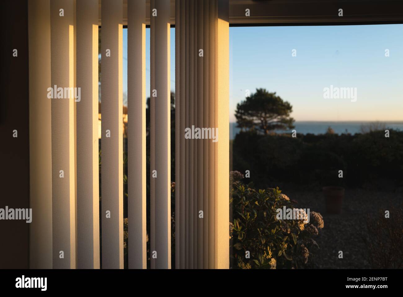 Sea view through open window hi-res stock photography and images - Alamy