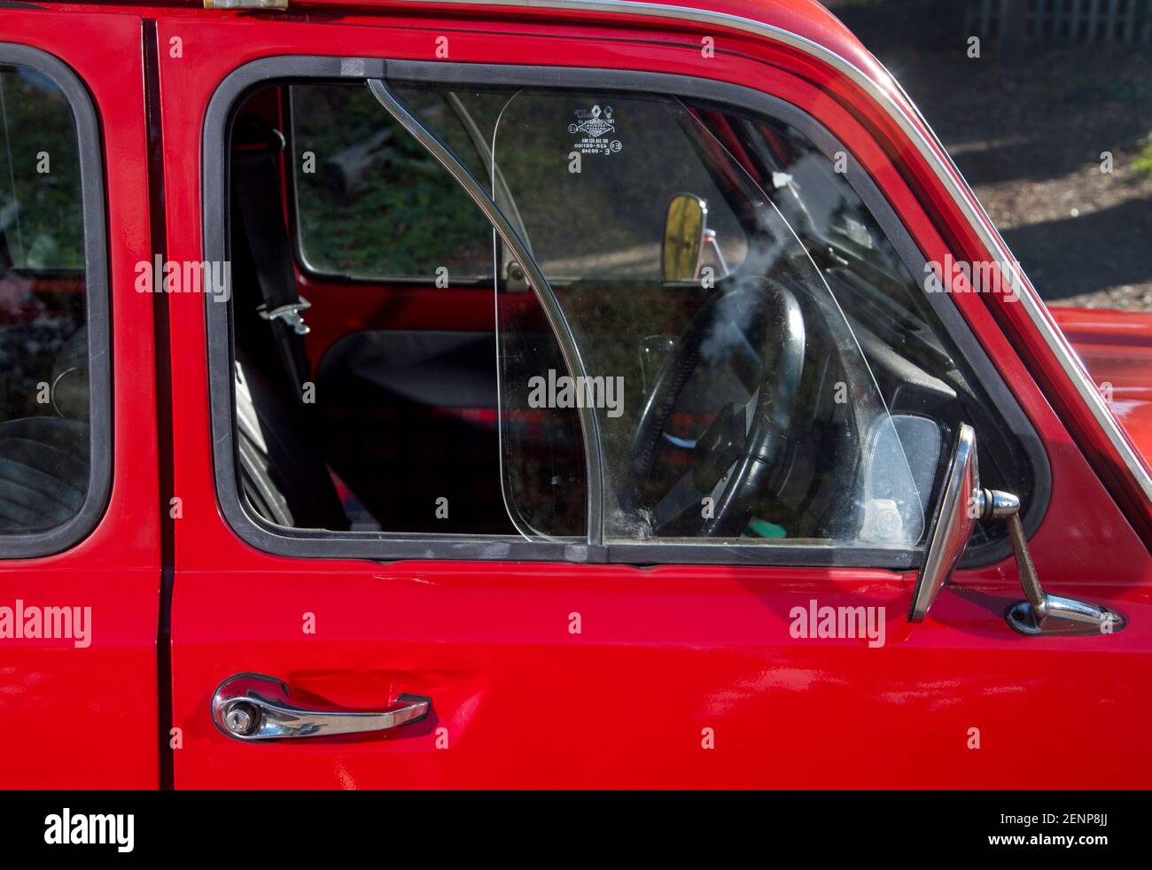 1984 Renault 4 GTL French small car Stock Photo - Alamy