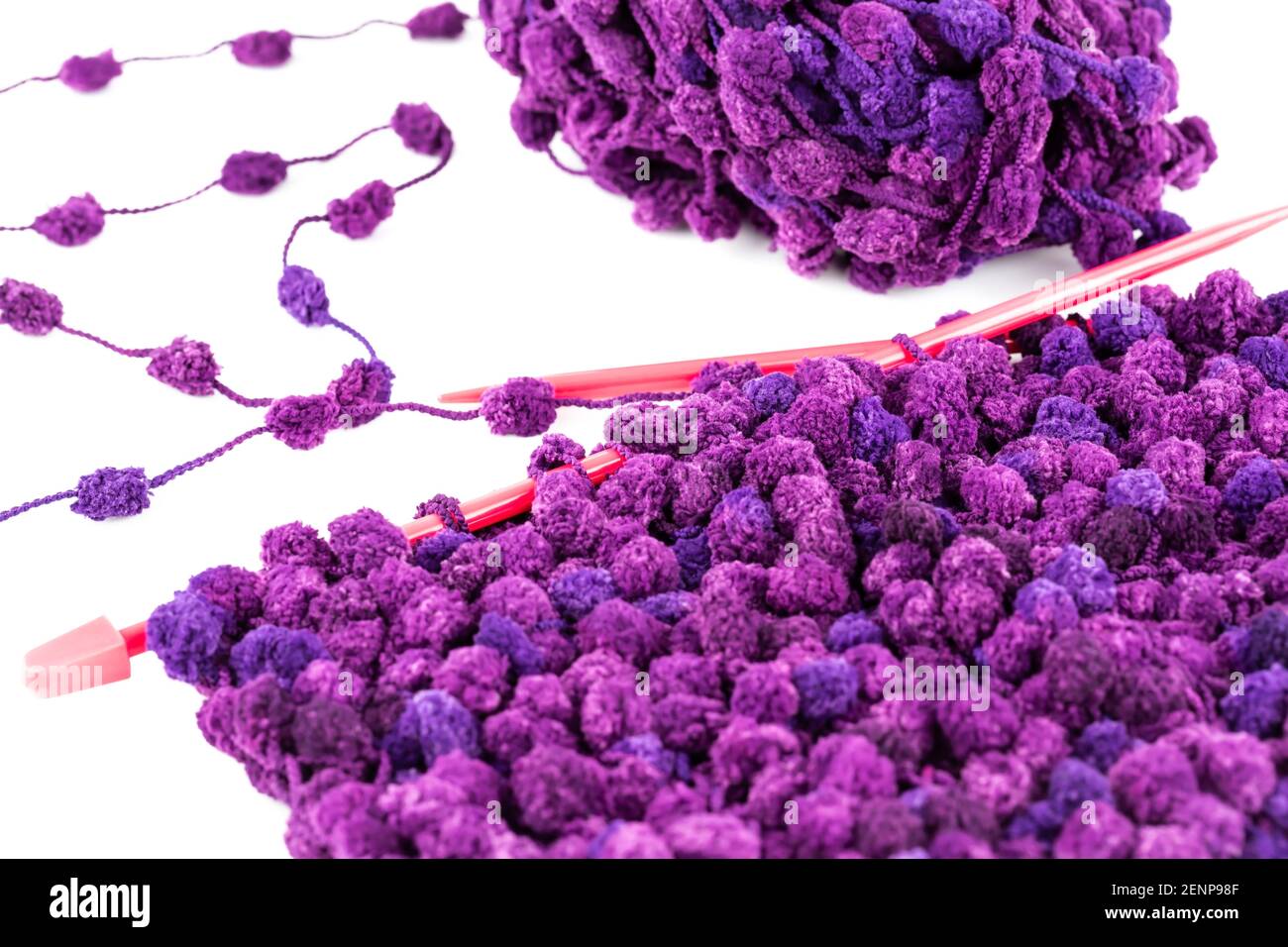 Purple knitting yarn hi-res stock photography and images - Alamy