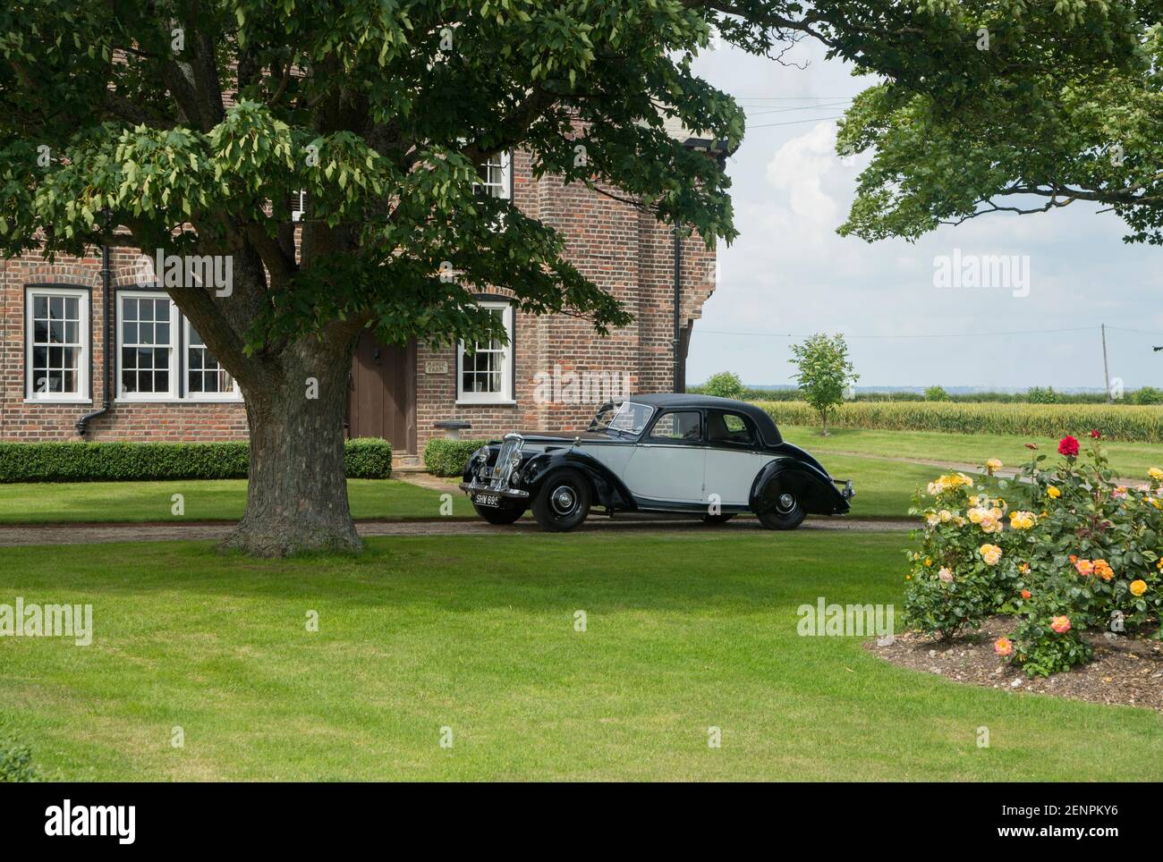 1954 Riley RME classic British saloon car Stock Photo - Alamy
