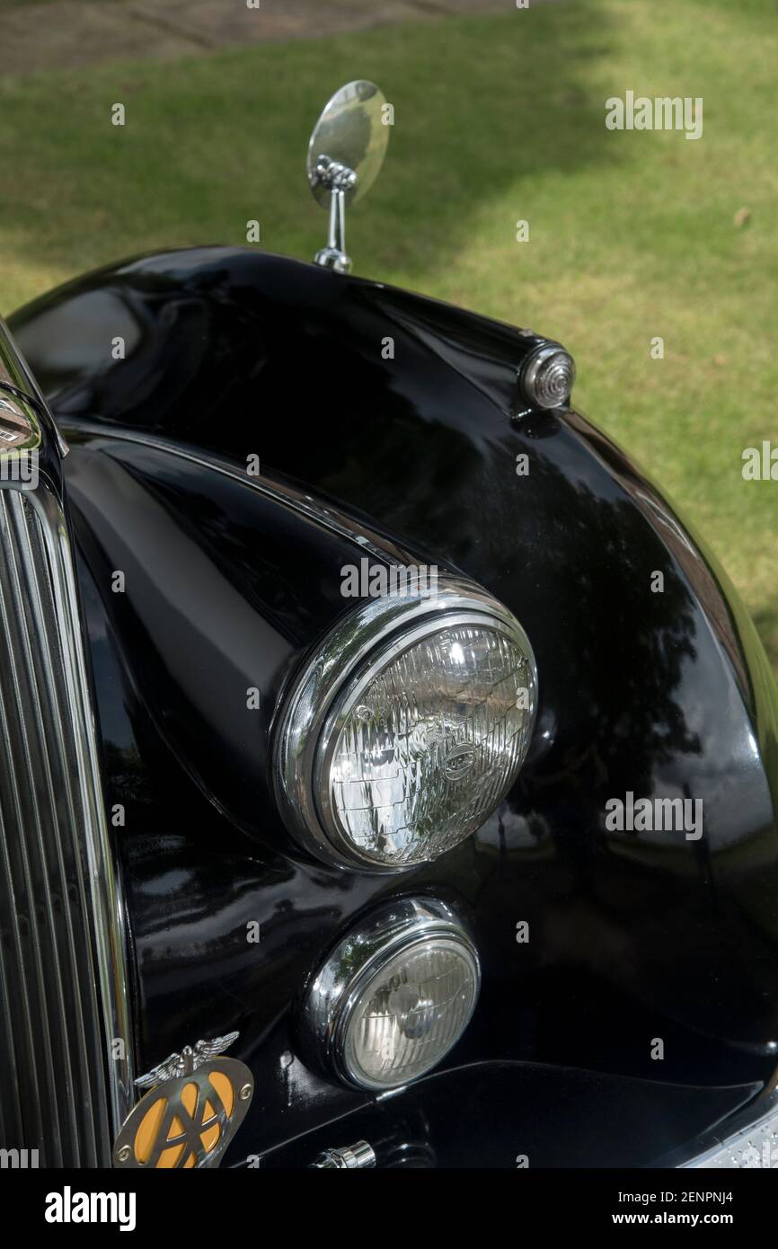 1954 Riley RME classic British saloon car Stock Photo - Alamy
