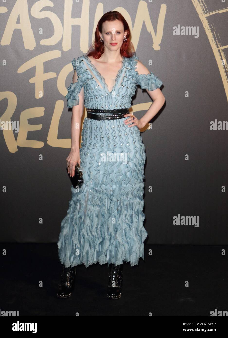 Karen Elson on the red carpet for Naomi Campbell's Fashion For Relief ...
