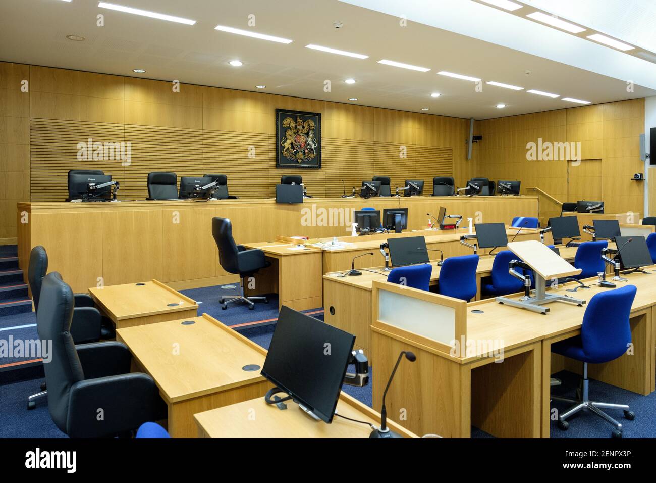 Court room jury hi-res stock photography and images - Alamy