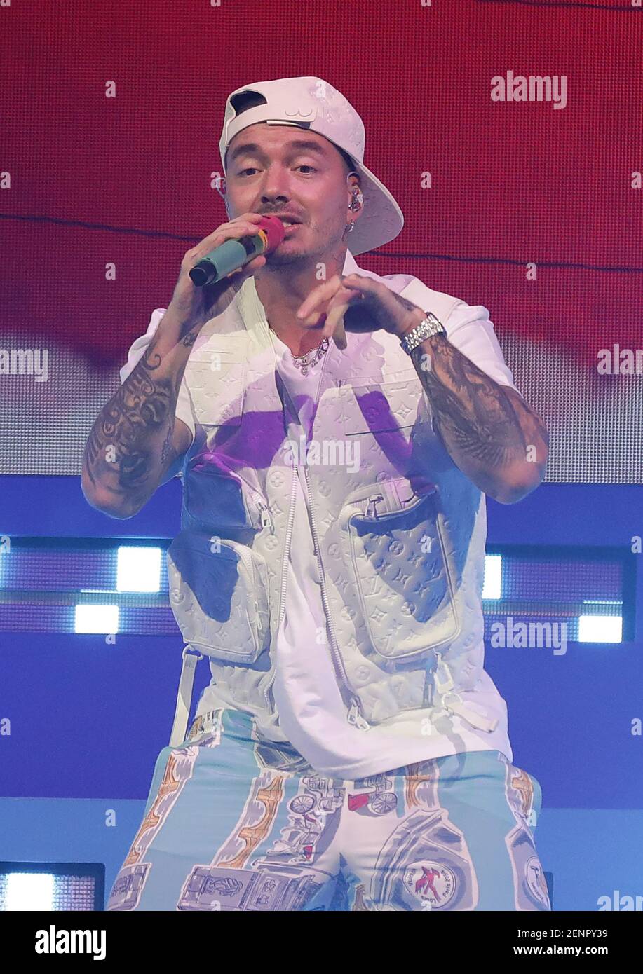 MIAMI, FL - SEPTEMBER 14: J Balvin performs during his "ARCOIRIS" tour ...