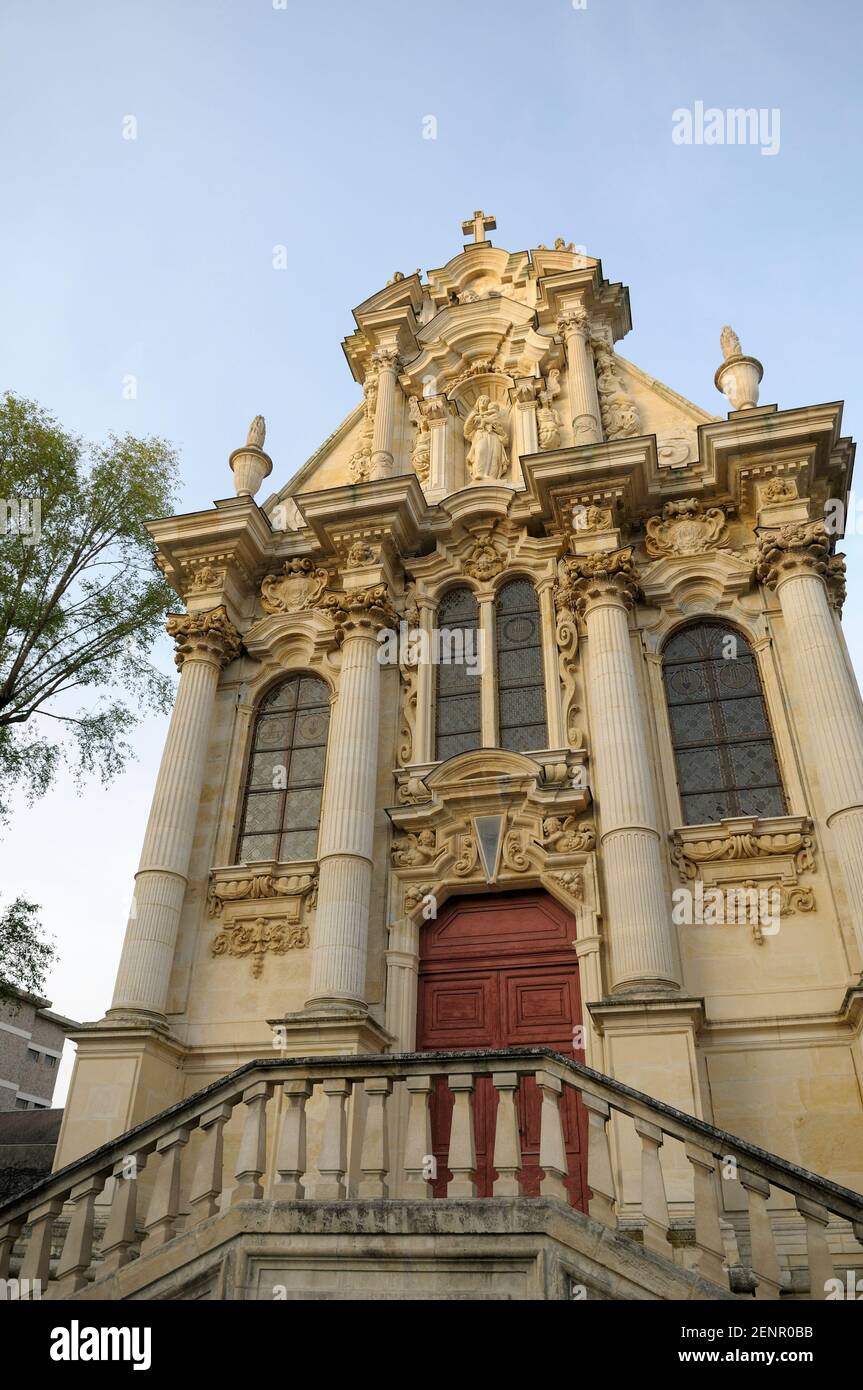 Baroque facade of the Sainte-Marie chapel (remains of the Visitation ...
