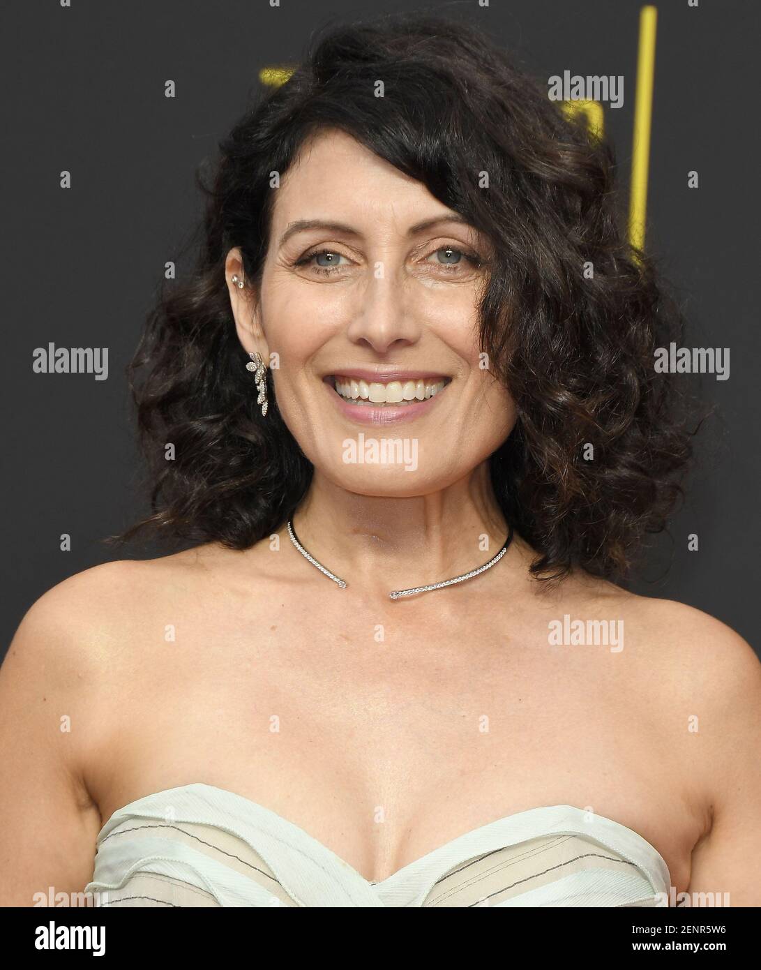 Lisa Edelstein arrives at the 2019 Creative Arts Emmy Awards - Day 2 ...