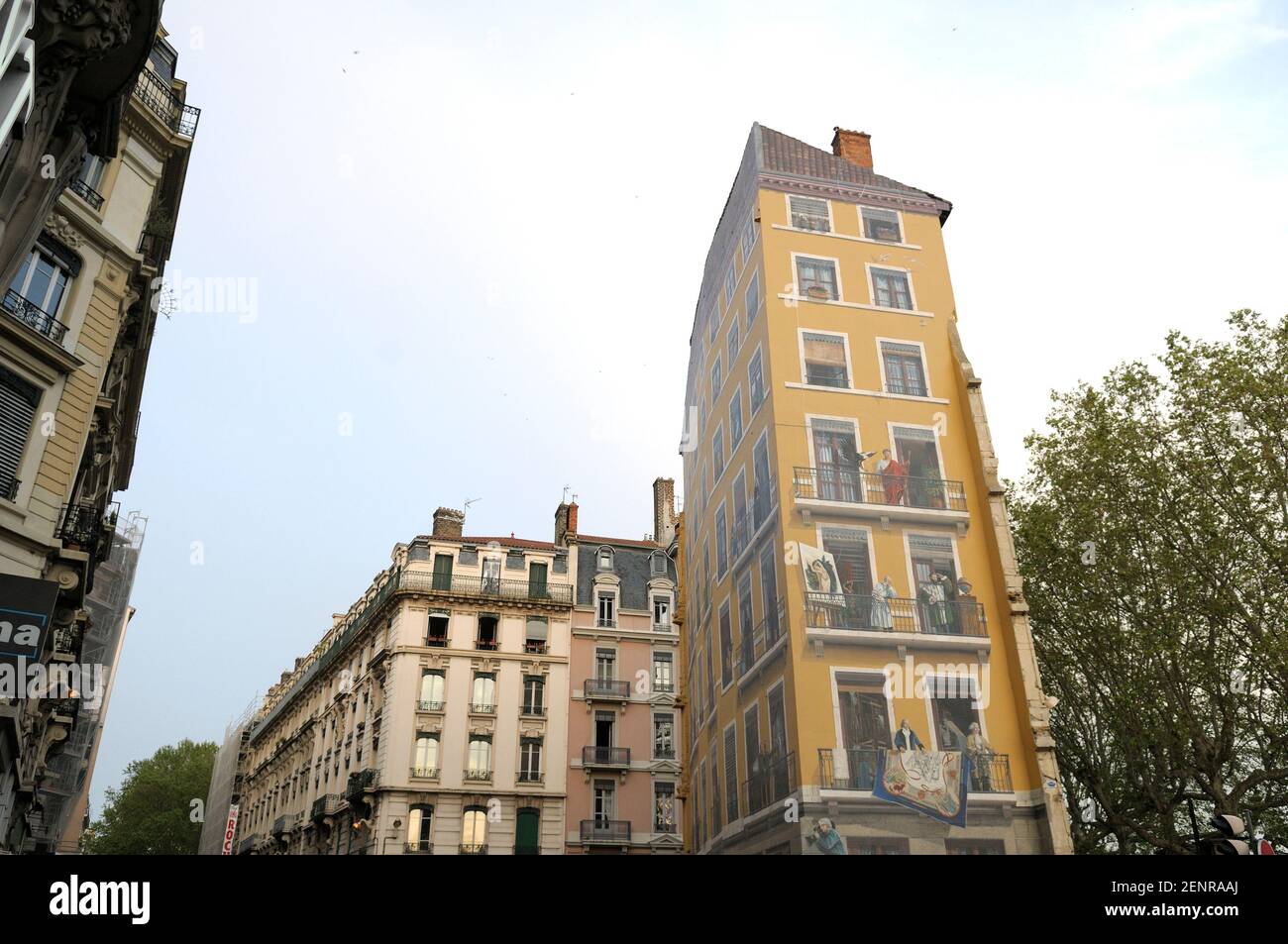 Lyon murals hi-res stock photography and images - Alamy