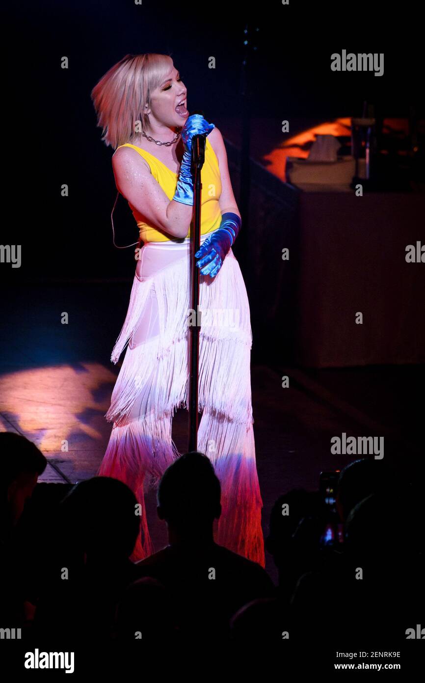 Canadian singer, songwriter, and actress, Carly Rae Jepsen, performs at ...