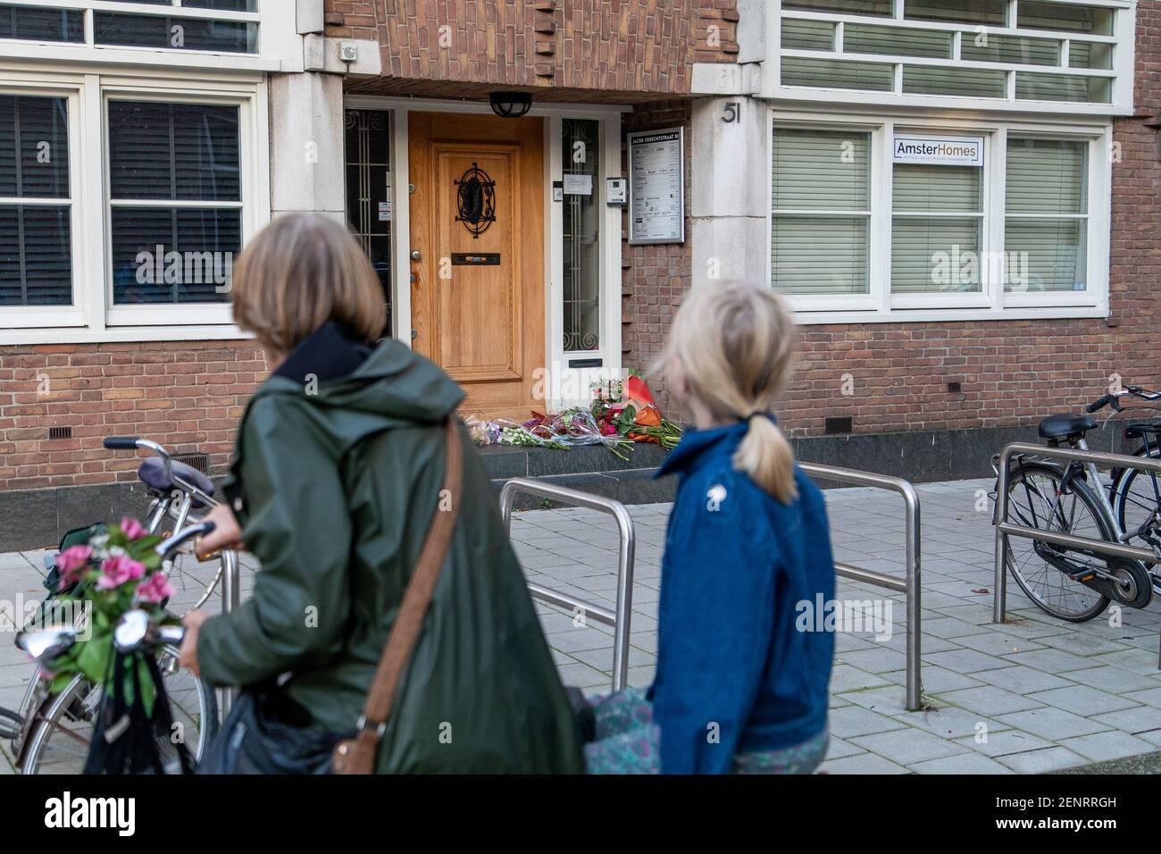 AMSTERDAM, 18-09-2019, Flowers at lawyer office Wiersum Jacob ...
