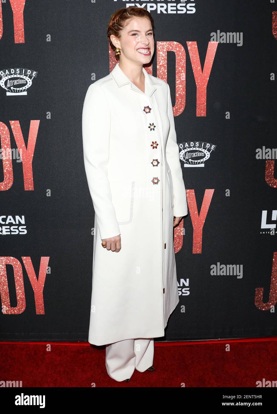 BEVERLY HILLS, LOS ANGELES, CALIFORNIA, USA - SEPTEMBER 19: Actress ...