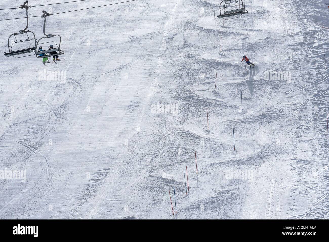 Sk lift hi-res stock photography and images - Alamy