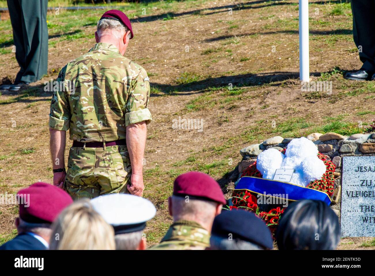 Prince Charles of Wales during a paradropping on the Ginkel Heath ...