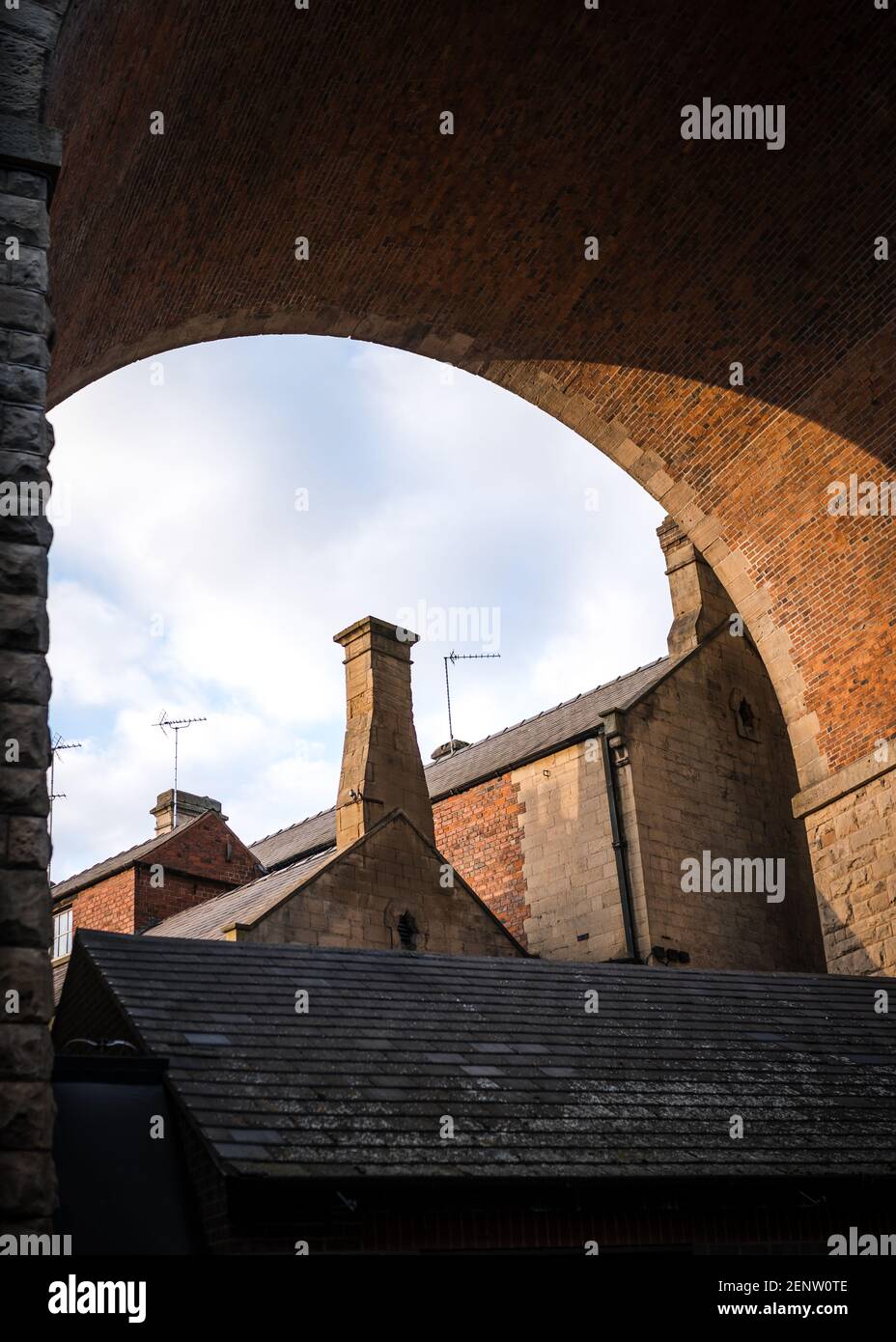 Railway arches arch urban hi-res stock photography and images - Alamy