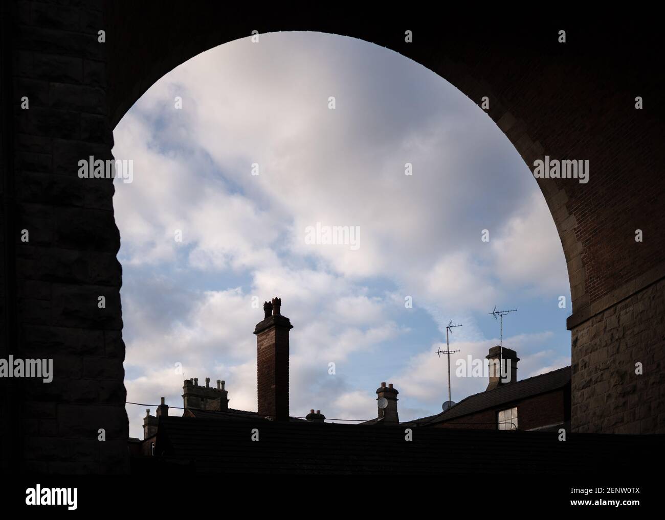 Railway arches arch urban hi-res stock photography and images - Alamy