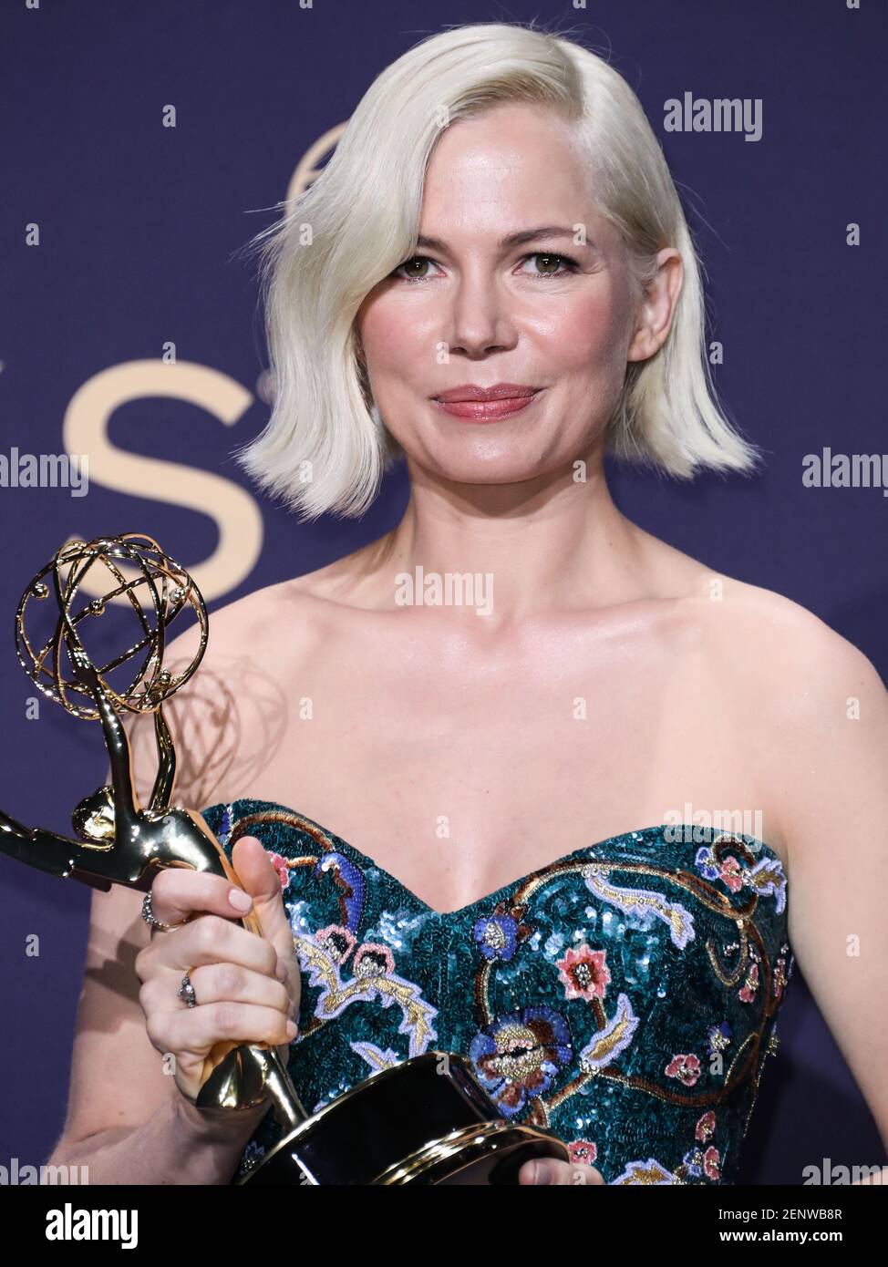 LOS ANGELES, CALIFORNIA, USA - SEPTEMBER 22: Michelle Williams poses in ...