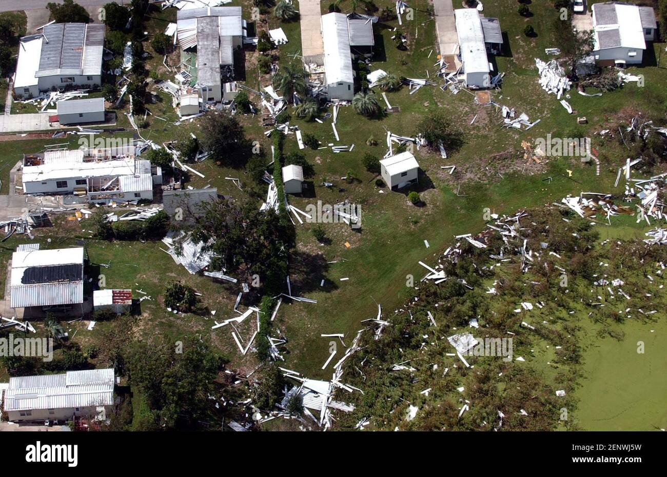 Damage from Hurricane Charley in a trailer park on the southwest side ...