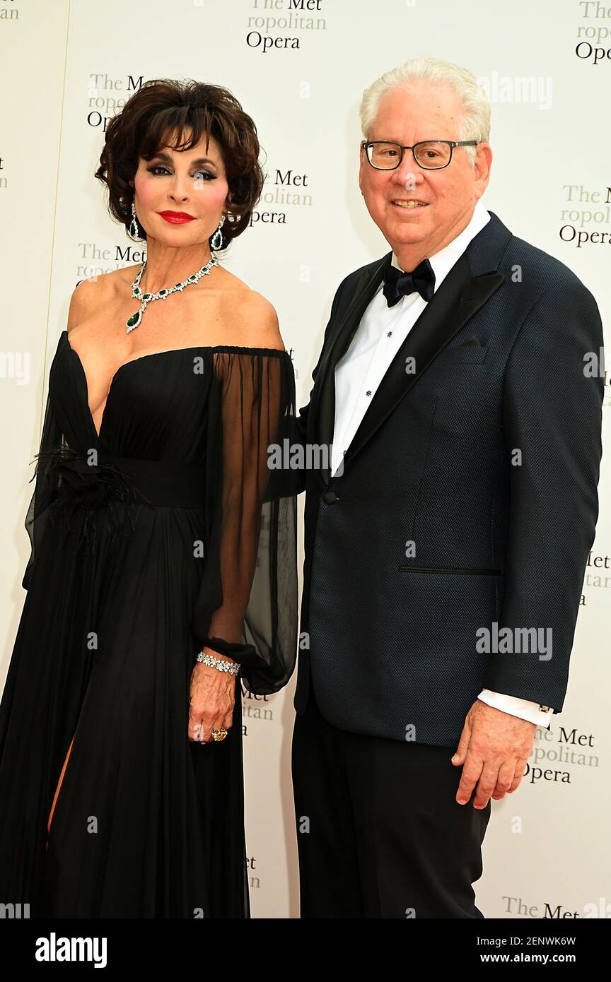 Lydia and George Weiss attend the Metropolitan Opera 2019-2020 Fall ...