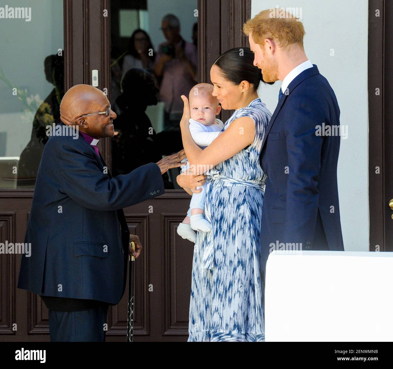 Prince Harry and Meghan Duchess of Sussex, holding baby Son Archie ...