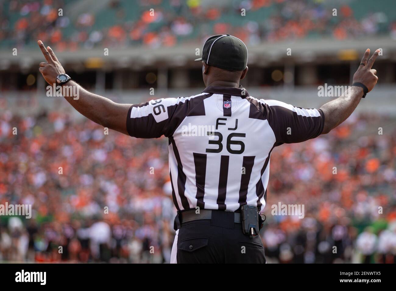 September 15, 2019: Field judge Anthony Jeffries (36) during NFL ...