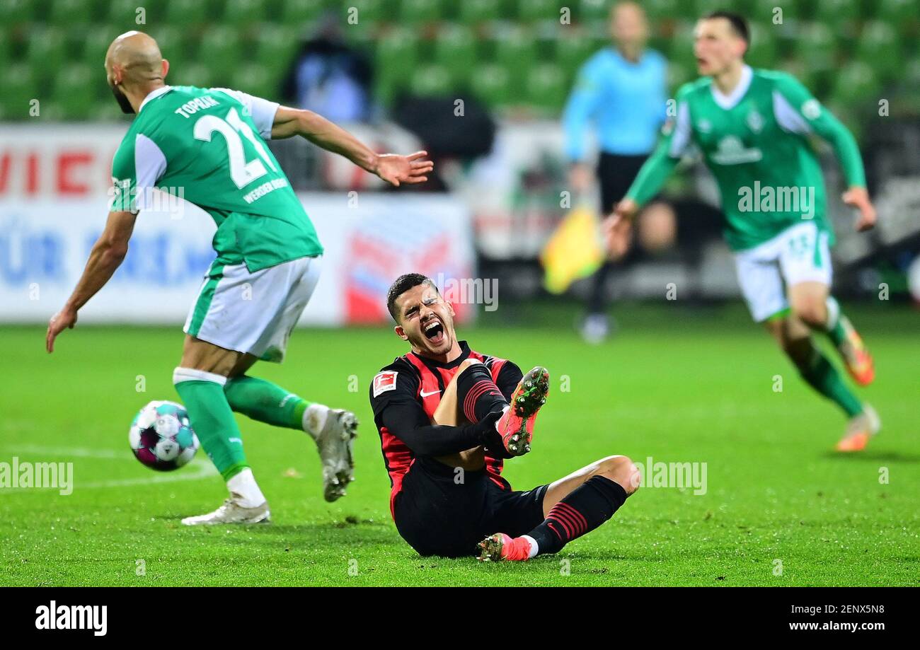 Bremen, Deutschland. 26th Feb, 2021. firo Soccer: Soccer: 26.02.2021 ...