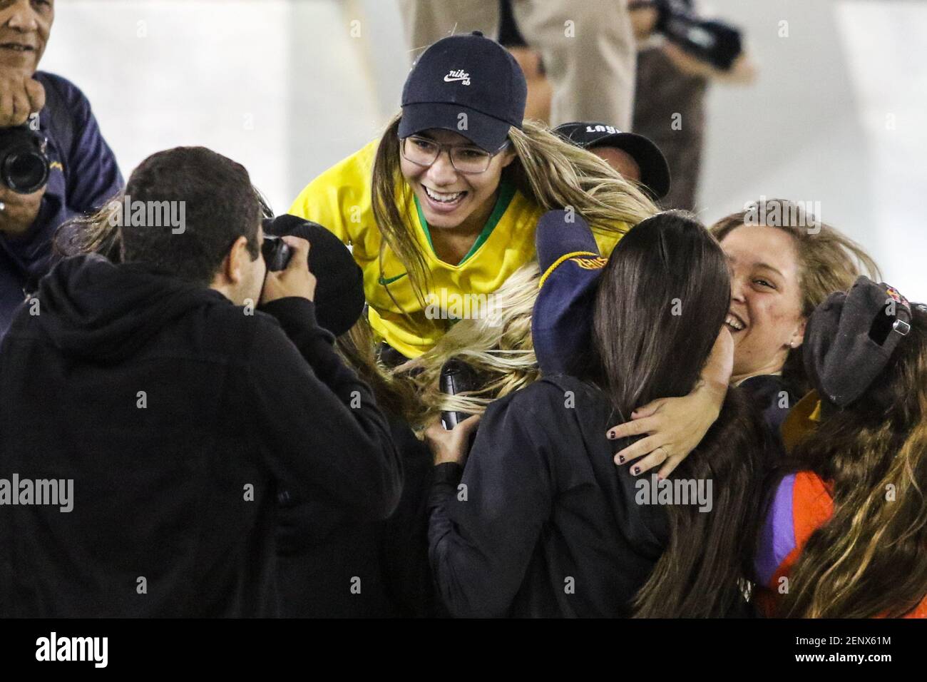 The 20-year-old Brazilian Pamela Rosa wins in the final of the skate ...