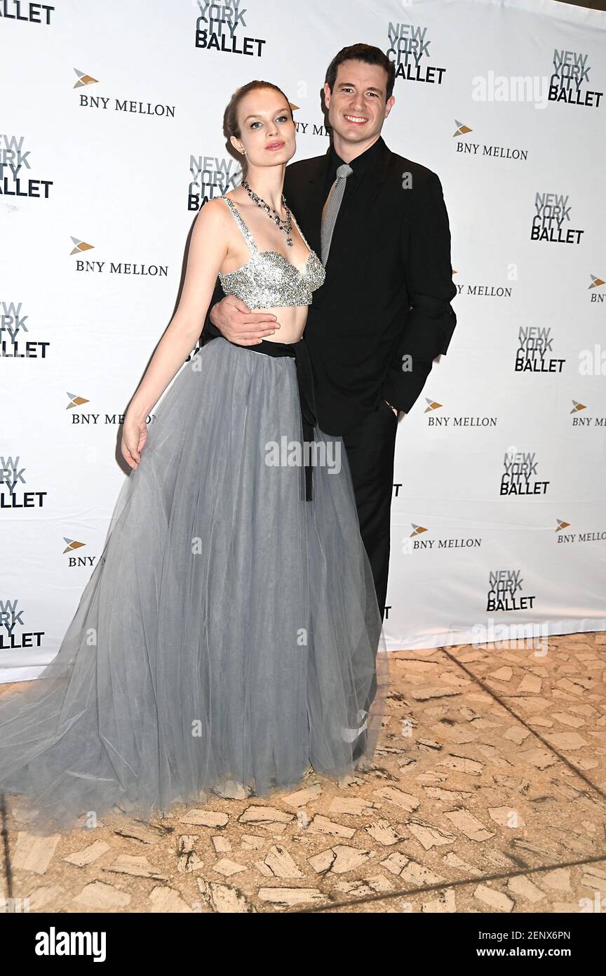 Avalon and Scott Alexander attend the NYC Ballet Fall Fashion Gala on ...